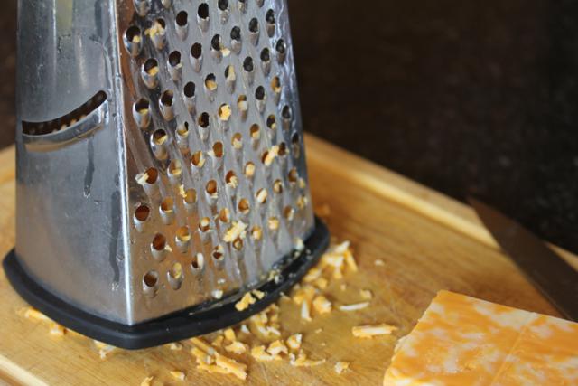 Easy Grater Clean Up {Kitchen Tip} - Lynn's Kitchen Adventures