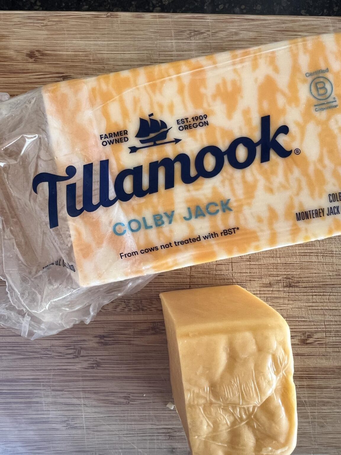 Tillamook Cheese Macaroni and Cheese Recipe - Lynn's Kitchen Adventures